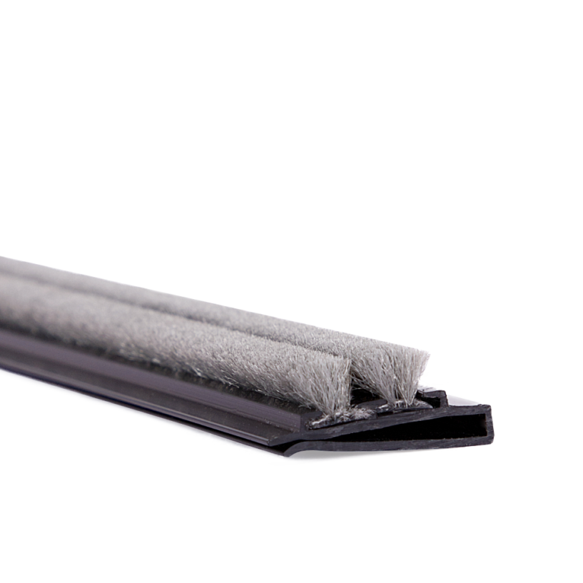 Industrial door - Clip-on Pile Seal Insulated Roller Doors - Formseal